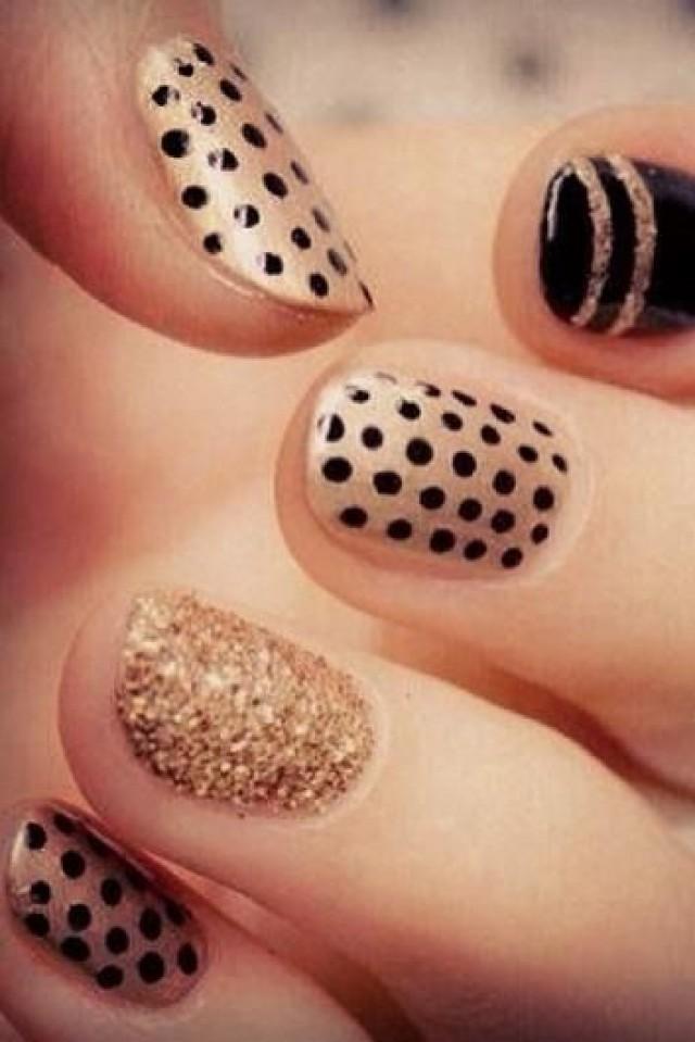 Tuesdays Gold Accents And Bold Patterns 2149626 Weddbook