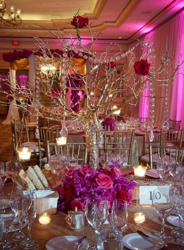 Wedding Reception: Glamorous Centerpieces With Sparkly Dangling ... Wedding Reception: Glamorous Centerpieces With Sparkly Dangling ...