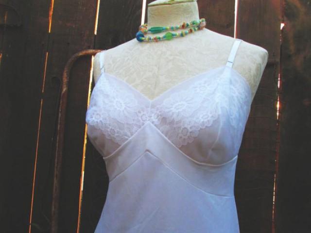 Vanity Fair Slip Chiffon Lace Vintage White Slip 70s Vintage Lace