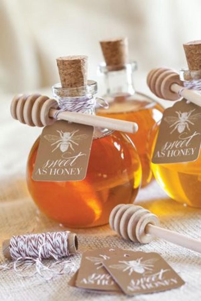 42 Wedding Favors Your Guests Will Actually Want 2420938 Weddbook