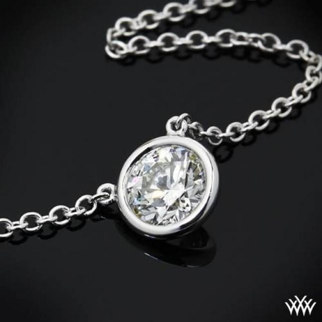18k White Gold Verismo Diamond Pendant Setting Only 2552363 Weddbook 18k-white-gold-verismo-diamond-pendant-setting-only-2552363-weddbook