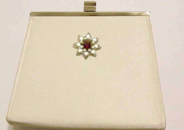 MHYO Designer Purse No42 Upcycled Clutch Ivory Silver Trim Bride ...